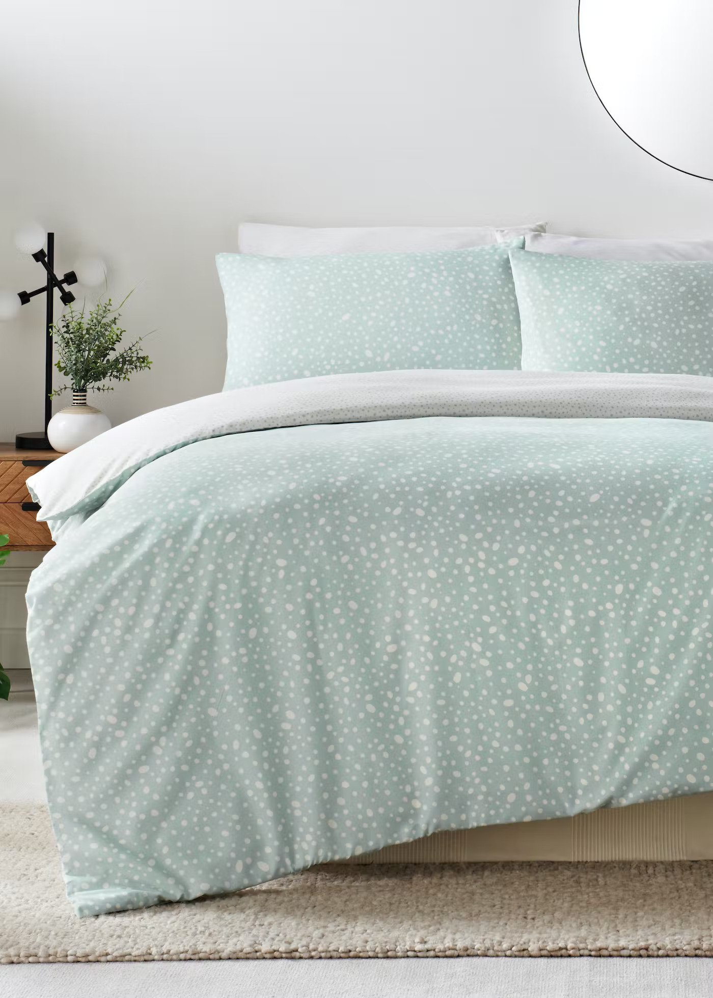 Get latest and brand new products shipped directly from UK: BMUKSHOPPER.MY